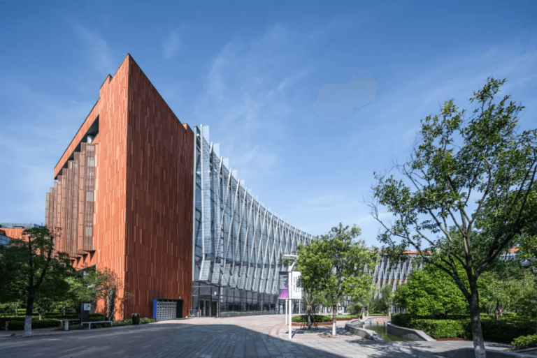 More than 4,000 students graduated at the 2024 ceremony at Xi'an Jiaotong-Liverpool University ...